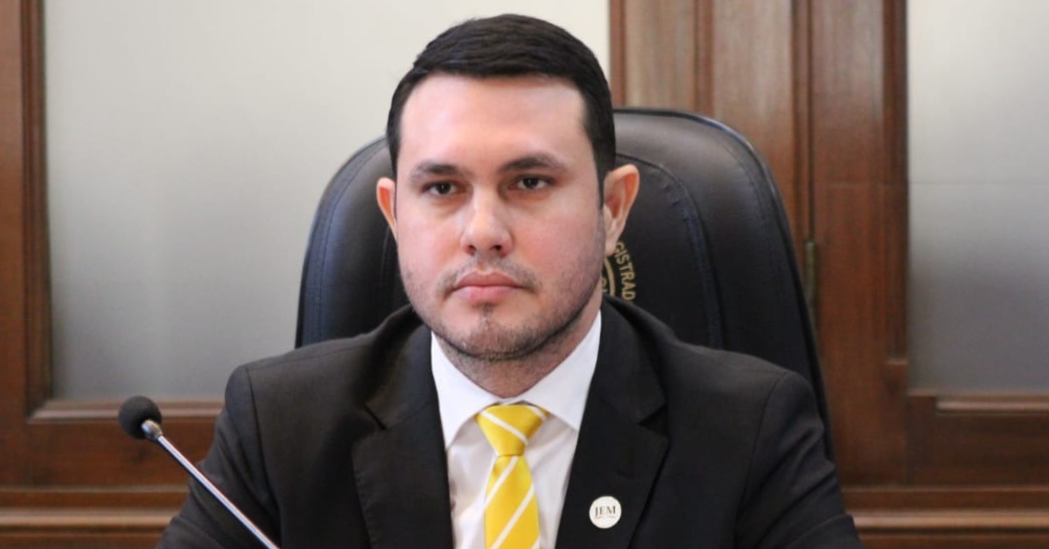 📝 Abogados Piden Suspensión Cautelar De La Matrícula Del Senador Hernán